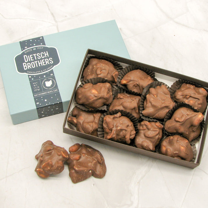 Vanilla Peanut Clusters – Dietsch Brothers