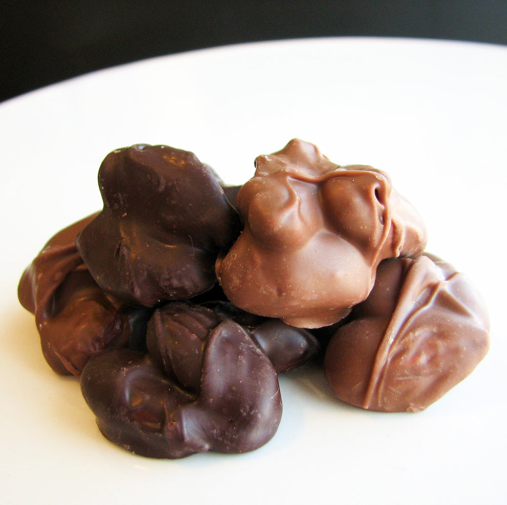 Almond Clusters – Dietsch Brothers