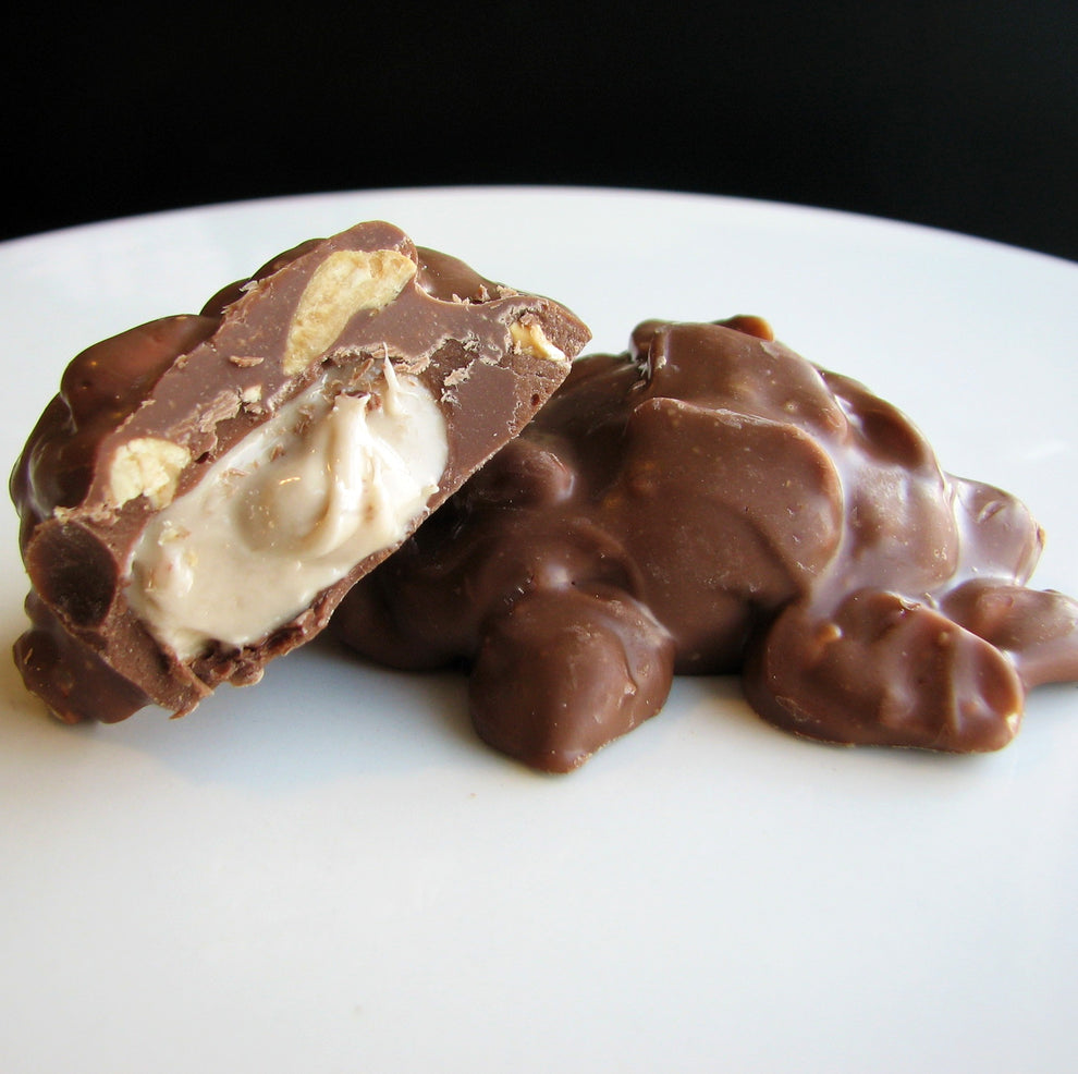 Maple Peanut Clusters – Dietsch Brothers